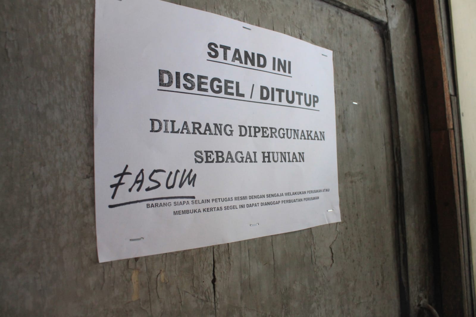 PD Pasar Surya Segel 53 Stan yang Berubah Jadi Hunian di Pasar Bendul ...
